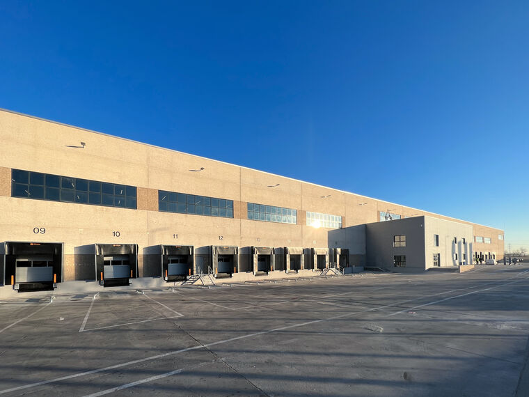 Opening of additional logistics center in Spain